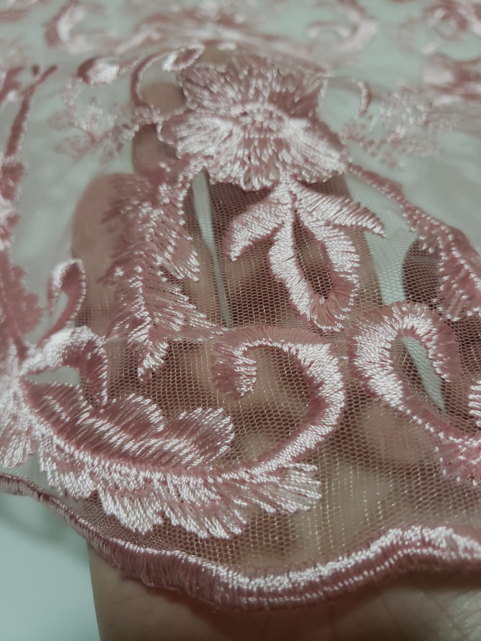 Tule Bordado Arabescos Rosa Bebê Escuro 13 - Só Tecidos - Todo site em ...