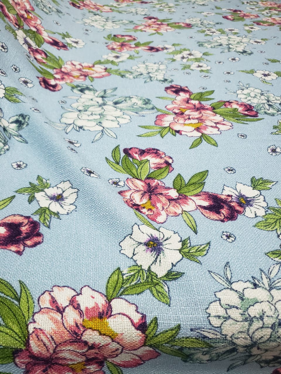 Linho Verano Estampado Flores Fundo Azul - Só Tecidos