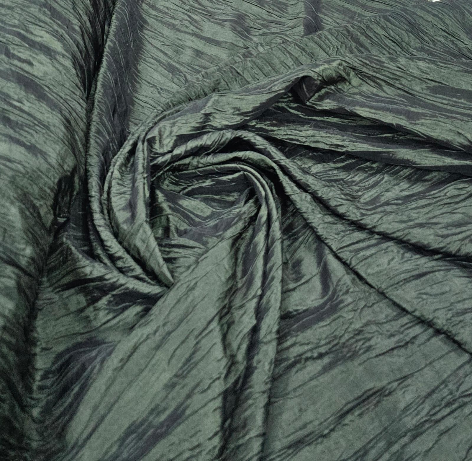 Tafetá Plissado Verde Musgo - Só Tecidos - Todo site em 12x sem Juros!!