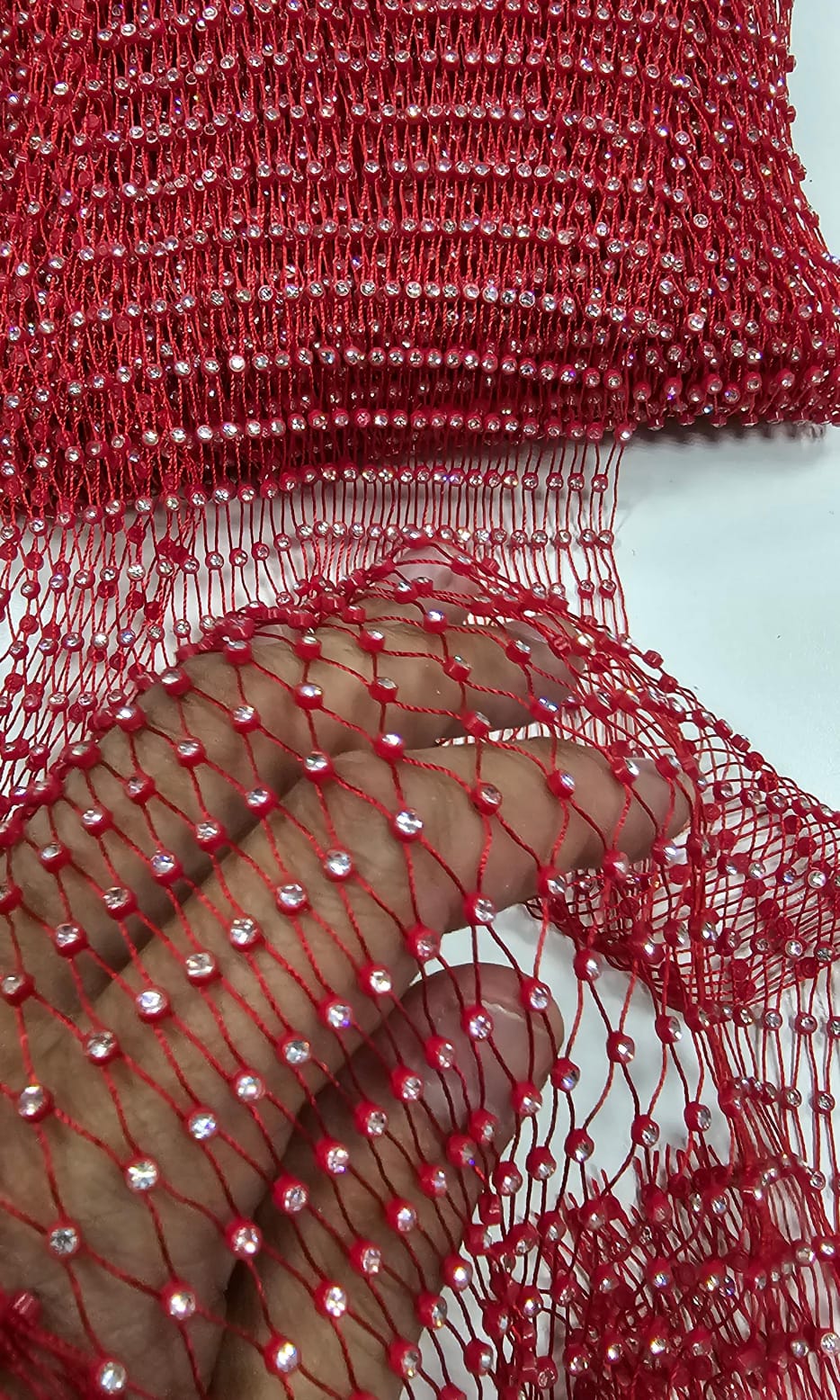 Tela com Strass Vermelho - Só Tecidos - Todo site em 12x sem Juros!!