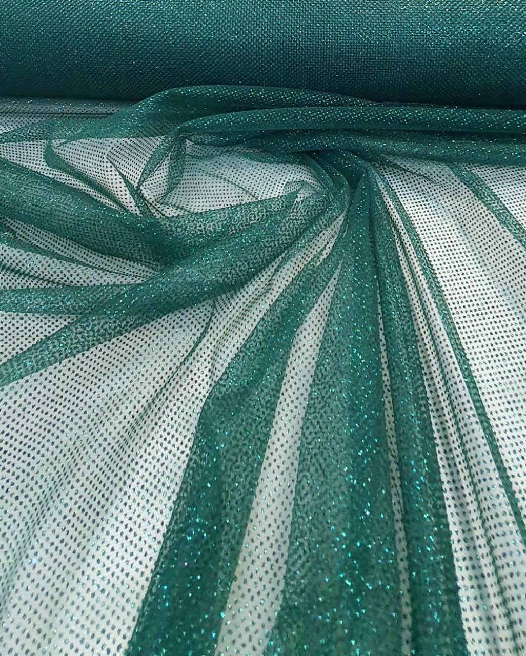 Tule com Glitter Verde Folha Leve - Só Tecidos - Todo site em 12x sem ...