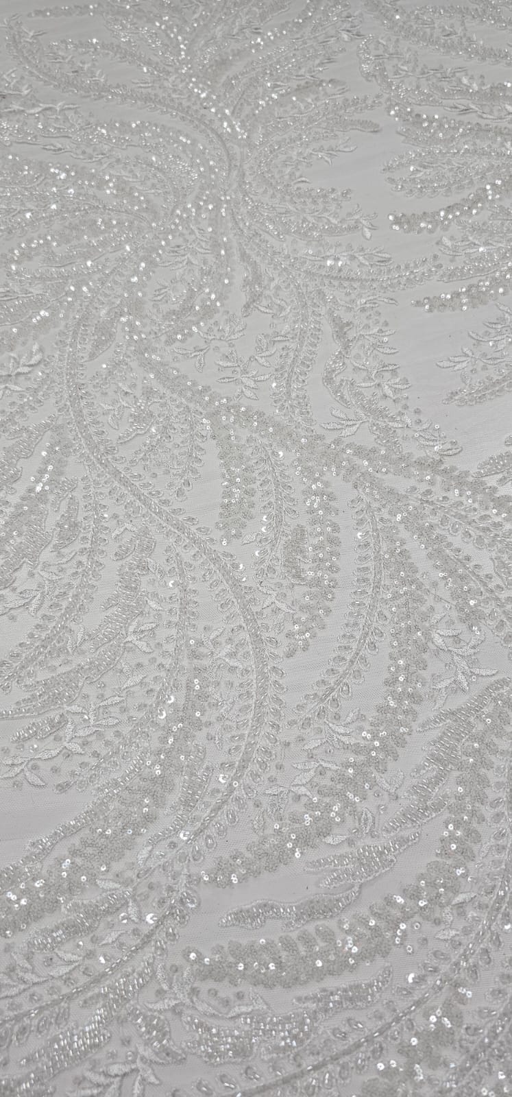 Tule Bordado Branco com Pedrarias Premium Off White HS1549 - Só Tecidos ...