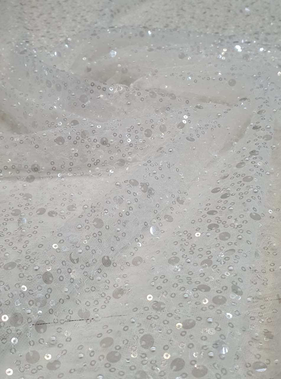 Tule Bordado Branco com Pedrarias e Paetês Transparentes - Só Tecidos ...