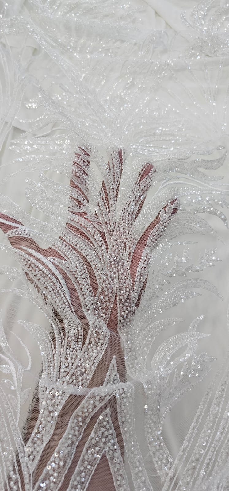 Tule Bordado com Pedrarias Luxo Branco HS1351 - SóTecidos - Todo site ...