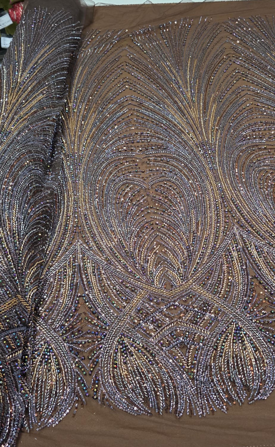 Tule Bordado com Pedrarias Premium Marrom Multicolor HT70848 - Só ...