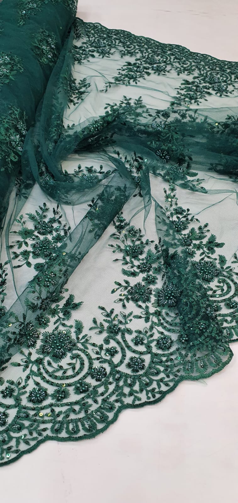 Tule Bordado Verde Floresta com Pedrarias W2026U - SóTecidos - Todo ...