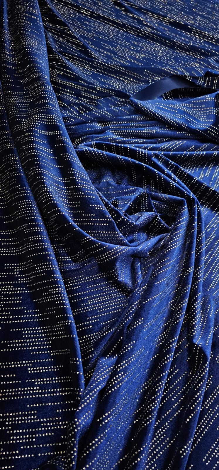Veludo Cristal Diamond Azul Marinho - Só Tecidos