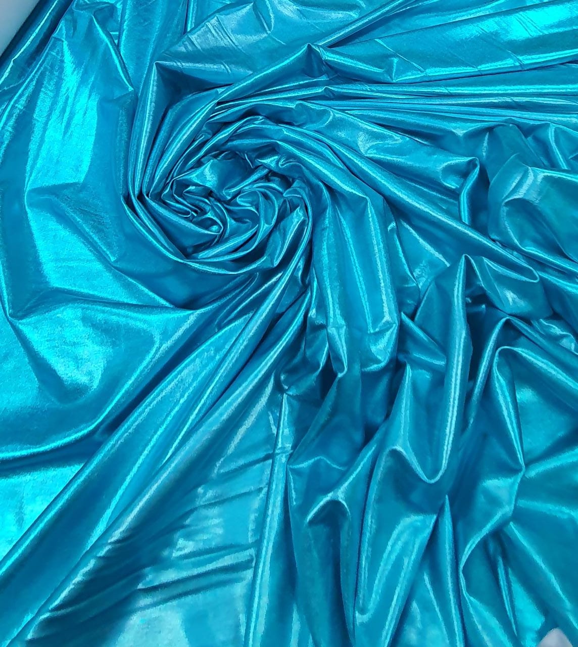 Vinil Azul Turquesa Liso com Lycra - SóTecidos - Todo site em 12x sem ... Vinil Azul Turquesa Liso com Lycra - SóTecidos - Todo site em 12x sem ...